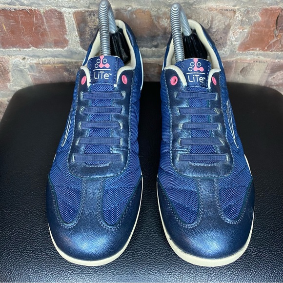 Abeo | Shoes | Abeo Lite Lively Slipons Sneakers Womens Size 85 Shoes ...